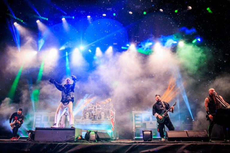 Heavy metal band Five Finger Death Punch thundering into SPAC