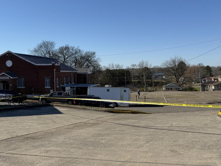 Florence police identify man found dead in parking lot