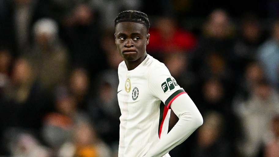 Versatile forward to leave Chelsea in next weeks due to lack of game time