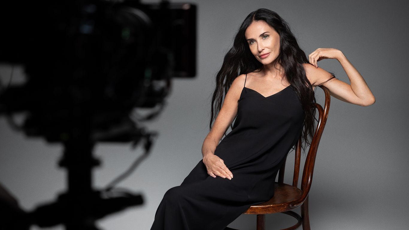 Demi Moore, nouvelle ambassadrice L'Oréal, se remémore ses différents ...