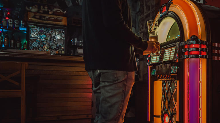 The jukebox etiquette you should always follow at a bar