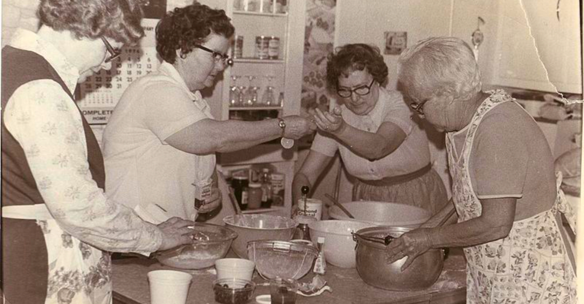 17 old school kitchen habits that baffle Gen Z