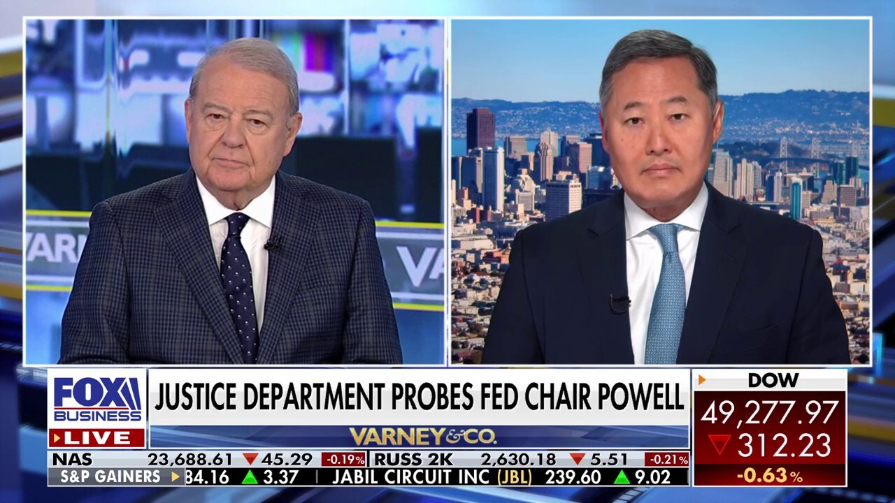 Powell investigation collides with Trump tariff fight at Supreme Court