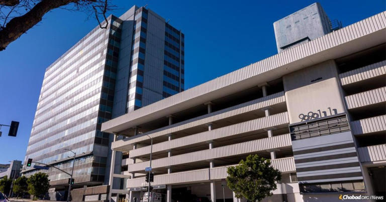 LA real-estate investor catering to the stars donates $100M to develop ...