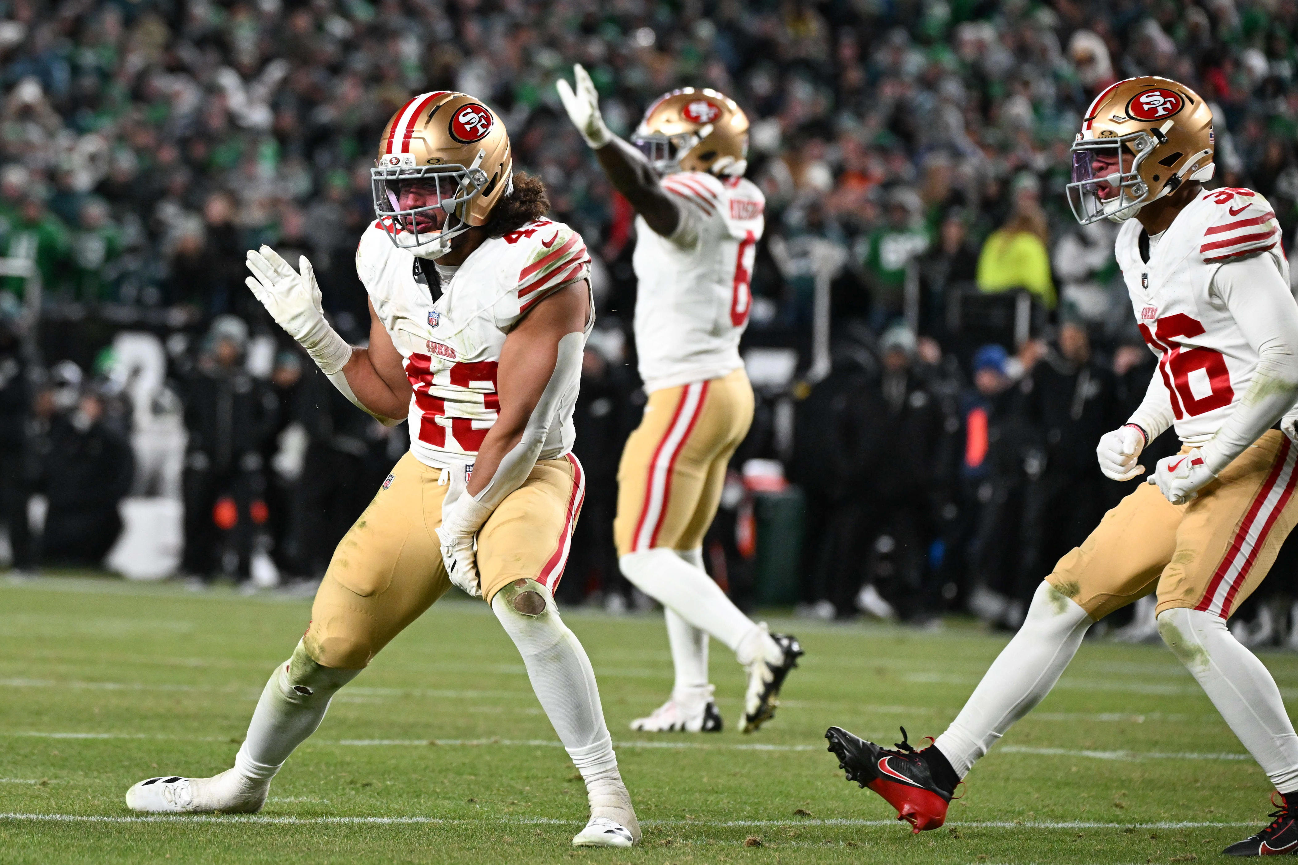 Former UCLA linebacker Eric Kendricks comes up huge for 49ers