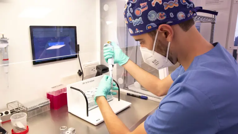 Un hospital, culpable de que se inseminara a mujeres con el semen de un ...