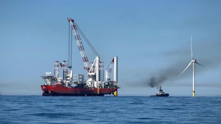 Judge clears wind farm construction to resume