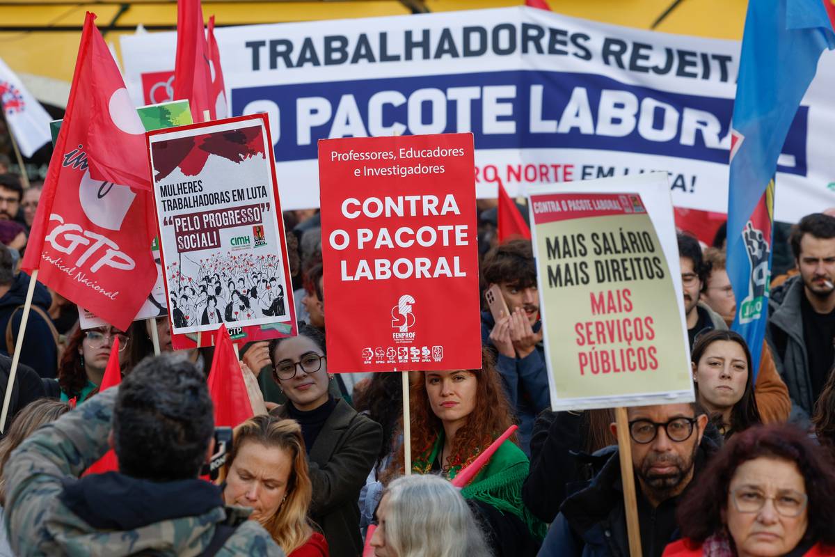 Manifestação da CGTP: milhares em Lisboa contra o pacote laboral