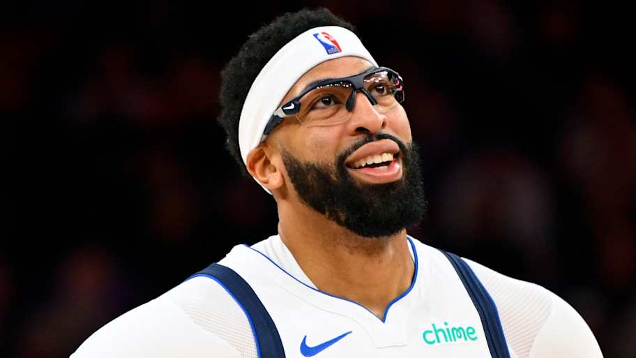 Anthony Davis' agent sees a silver lining in Mavericks' injury nightmare