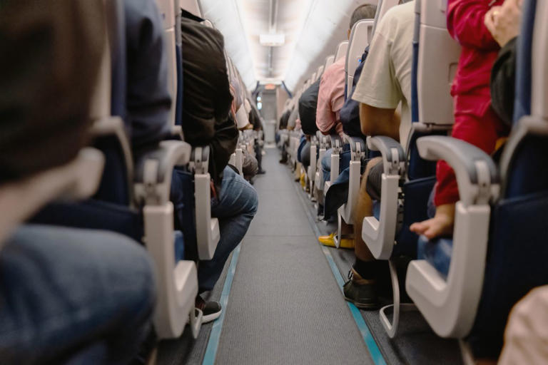 7 reasons you can get kicked off a flight—and it’s not just bad behavior
