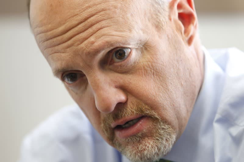 Jim Cramer: 'Only a hack' would take Fed post now