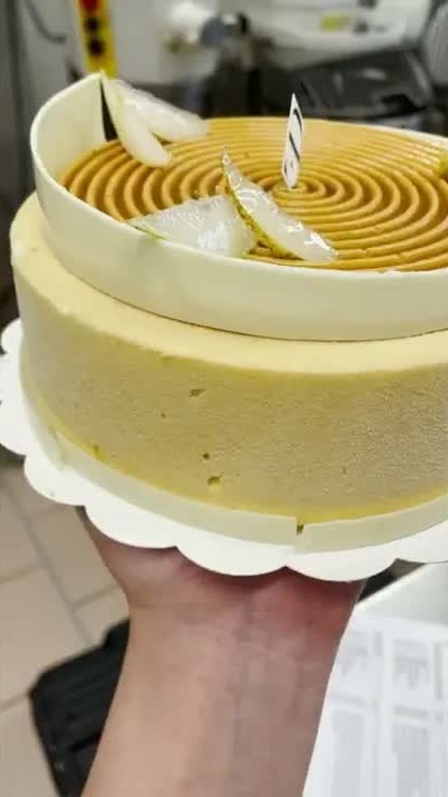 Day 42 of French pastry school: assembling the entremets