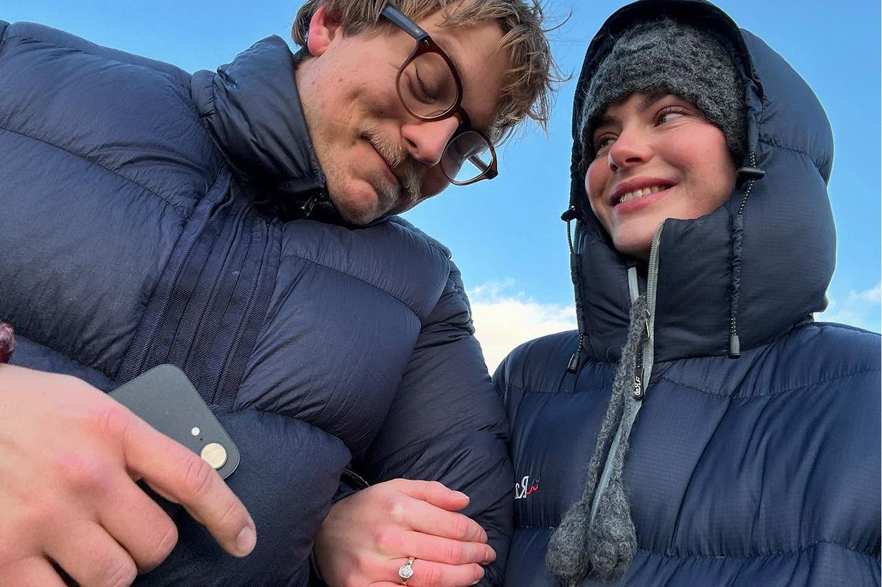 Travel influencer started noticing fatigue symptoms. The next day, she ...