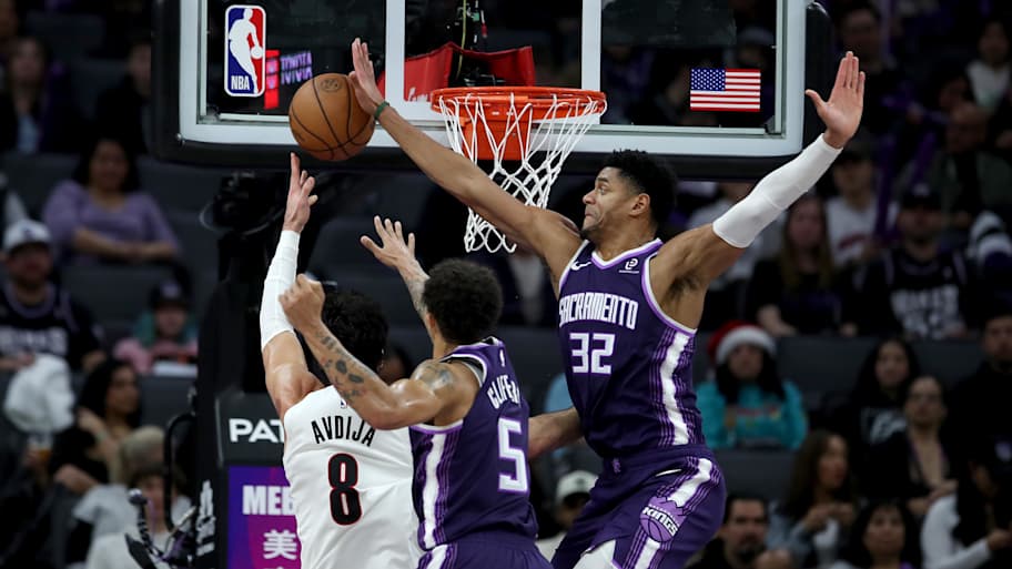 Surprise stat: Dylan Cardwell is the Kings' best player