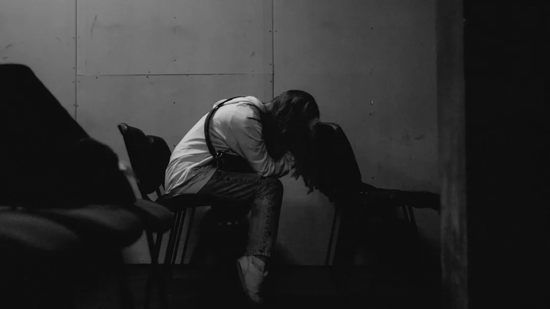 The 4 phrases older relatives say that family therapists say leave a mark