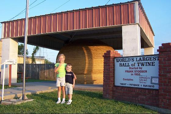17 weird but family friendly roadside attractions that still deliver