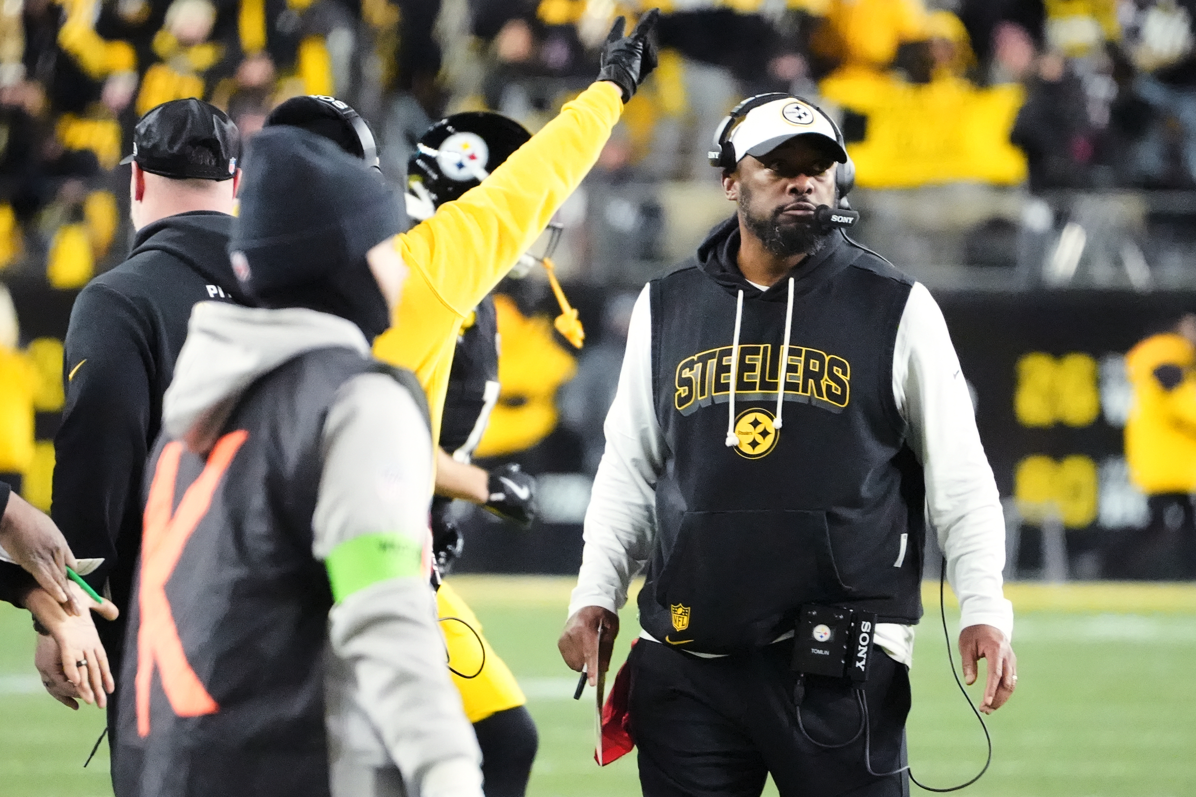 The Steelers are in NFL purgatory. They'll have to find a way out ...