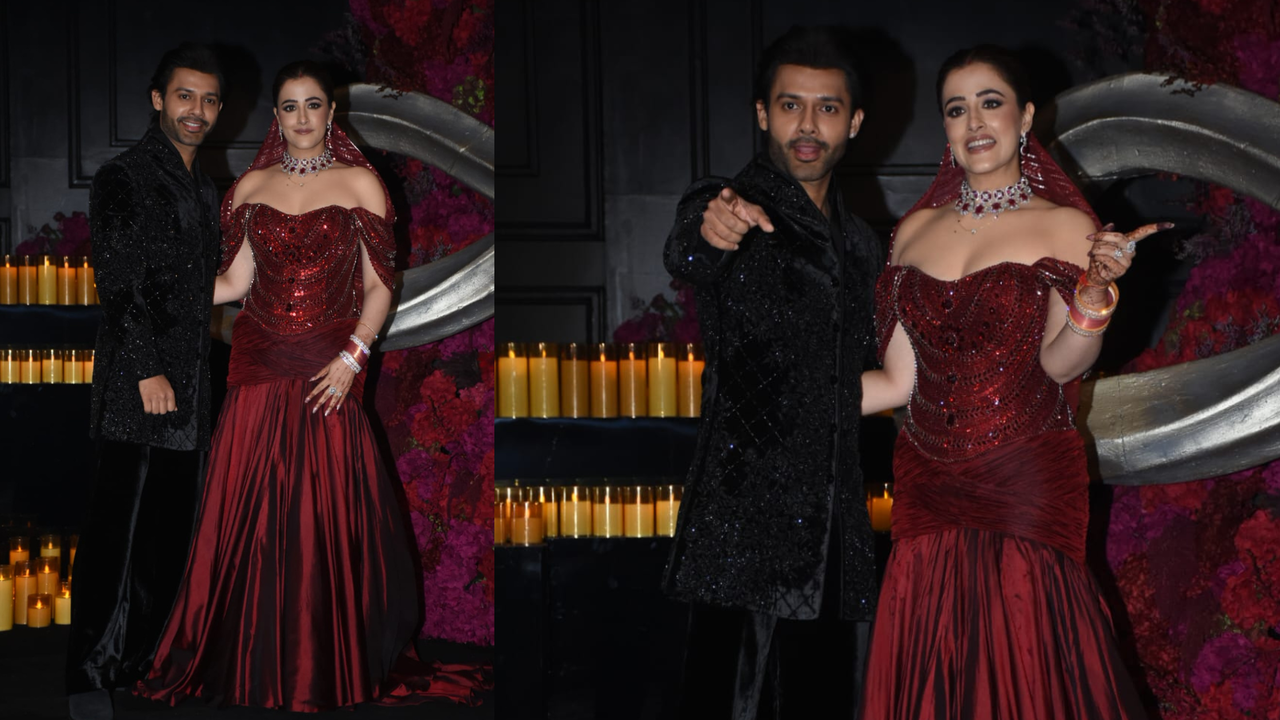 Newlyweds Nupur Sanon-Stebin Ben beam with joy as they pose at Mumbai ...