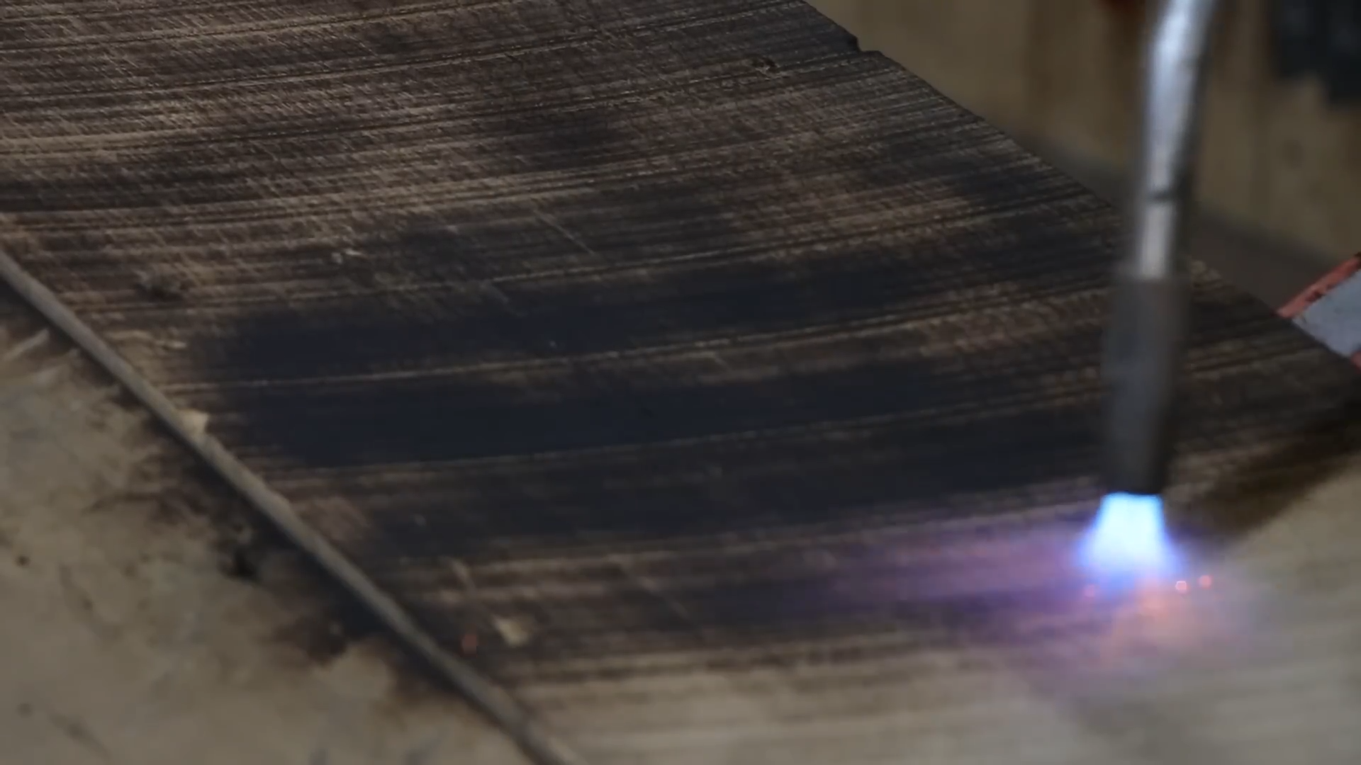 How to finish wood with fire in 3 easy steps