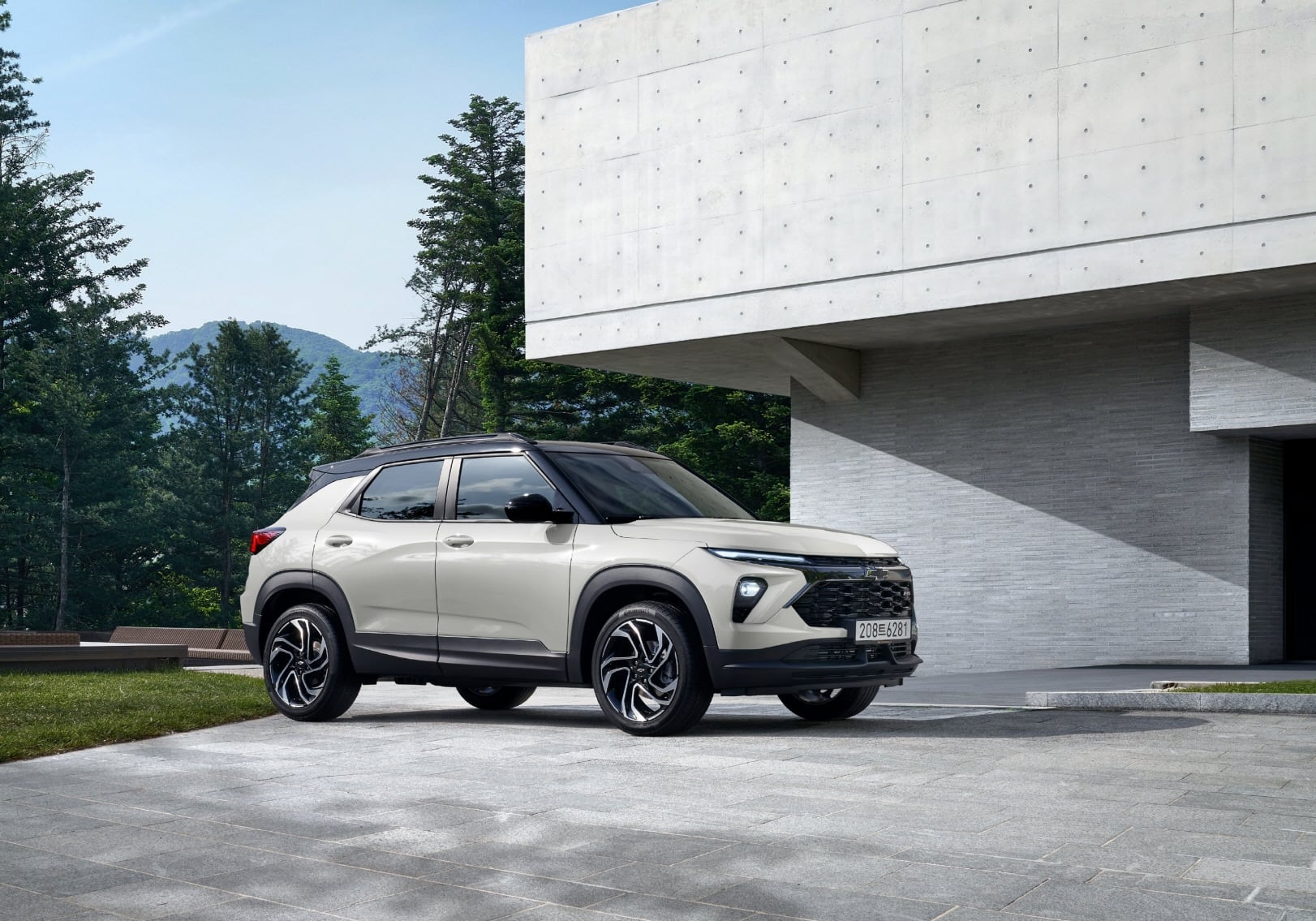 Trailblazer switches drive modes for winter, efficiency