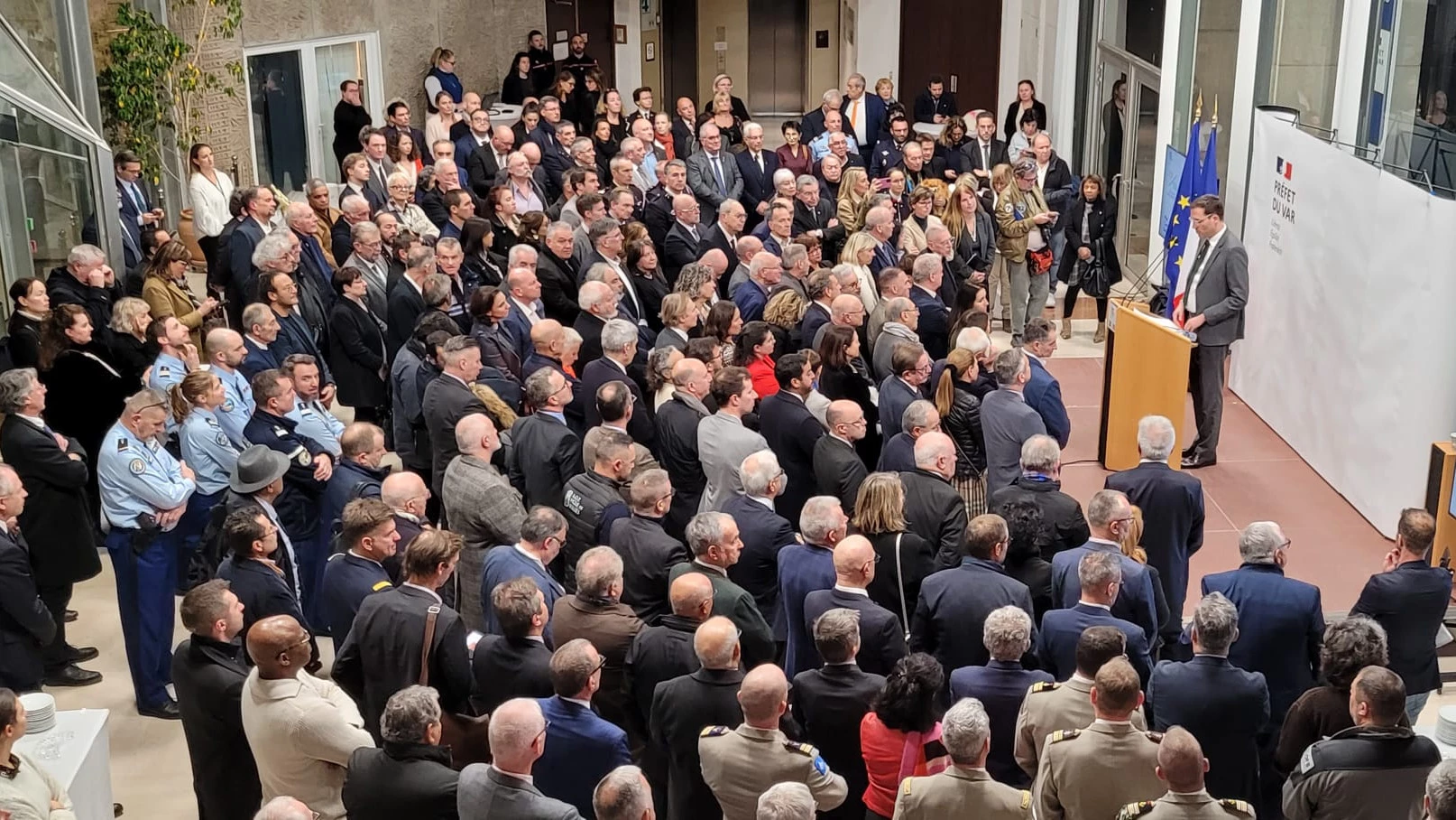 Inondation, feux de forêt, investissement : le préfet du Var fixe le ...