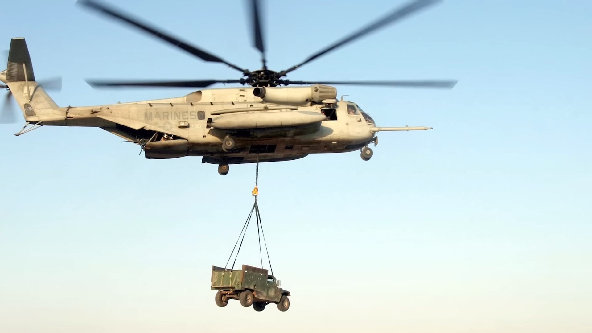 This helicopter could lift almost anything - but at what cost?