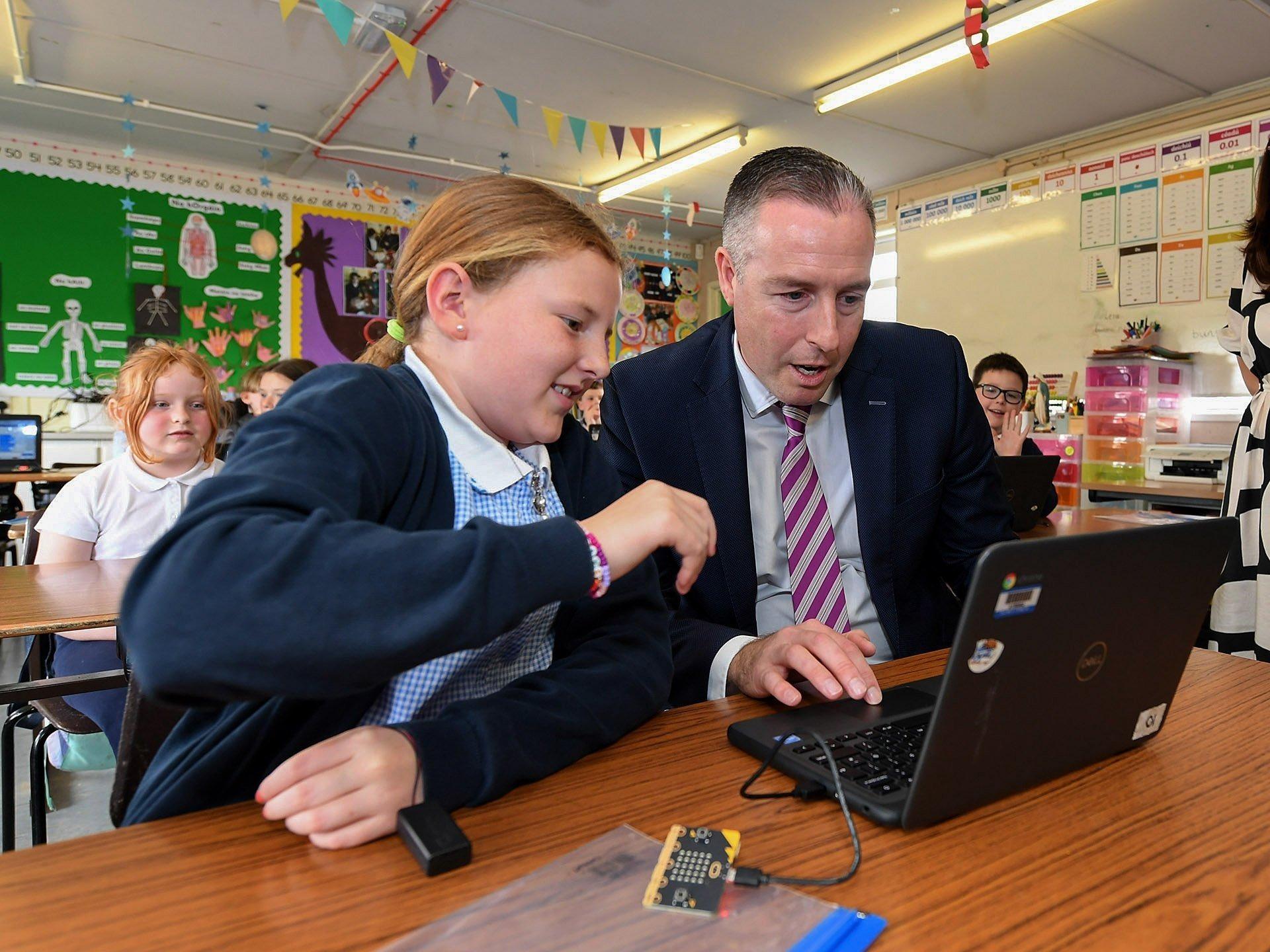 Teachers in Derry and the North secure 4% pay rise as unions and ...