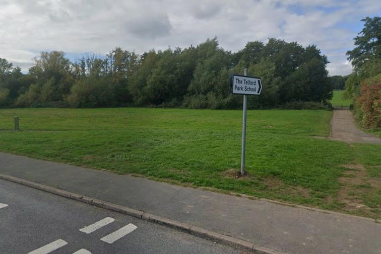 Girl, 6, rushed to hospital after being struck by quad bike in Stirchley