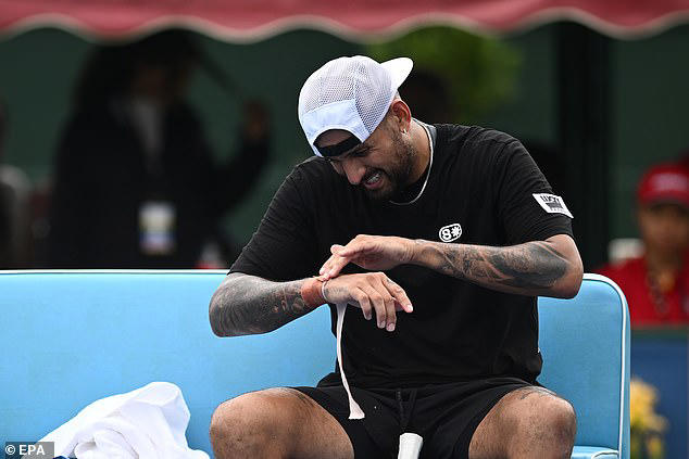 Nick Kyrgios makes a flirty move with model who bumped into him at the ...