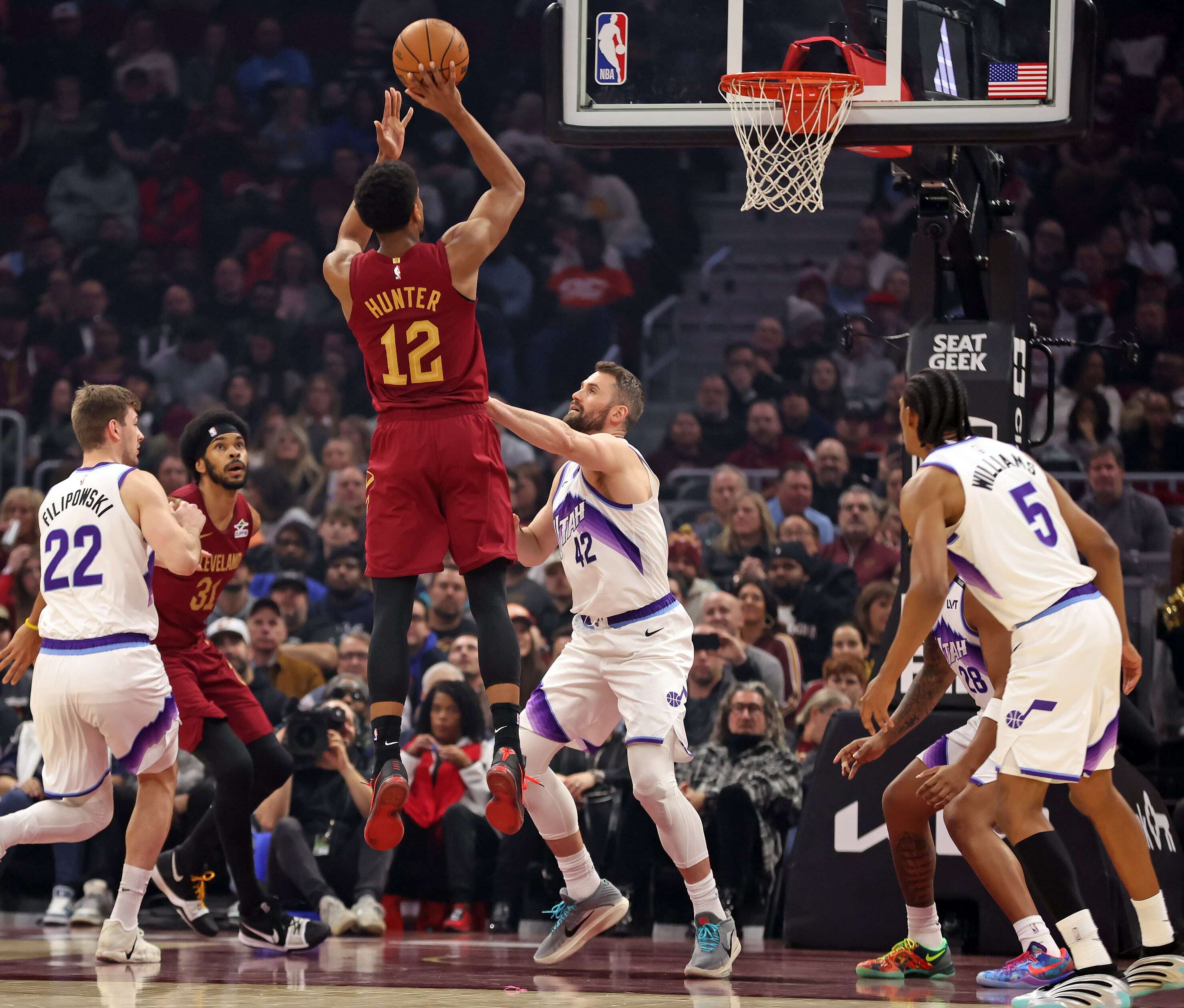 Cavs lose to floundering Utah Jazz in Kevin Love’s latest return, 123-112