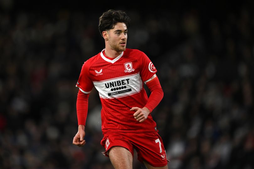 Inside track on reported Everton transfer target out to follow in ...