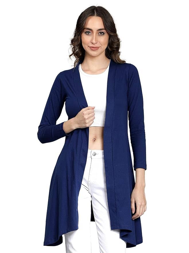 Elegant women’s shrugs that add warmth and effortless style