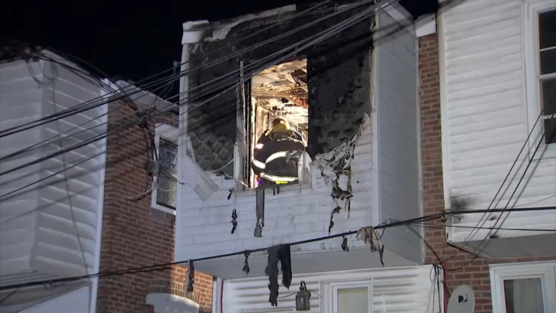 Cinco desplazados y una mascota desaparecida tras incendio en Philly