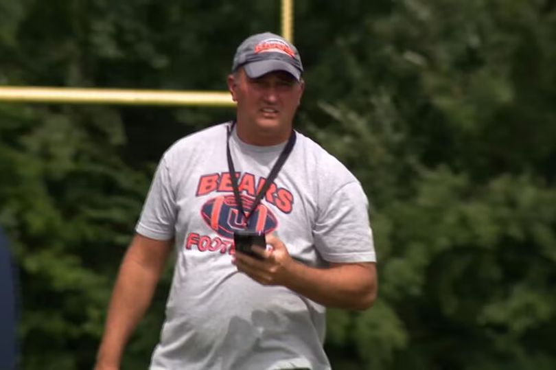 Missing high school coach's district blasted as public makes feelings ...
