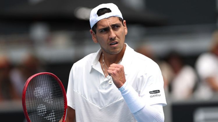 Watch: Argentine tennis player goes viral after trimming hair during ...