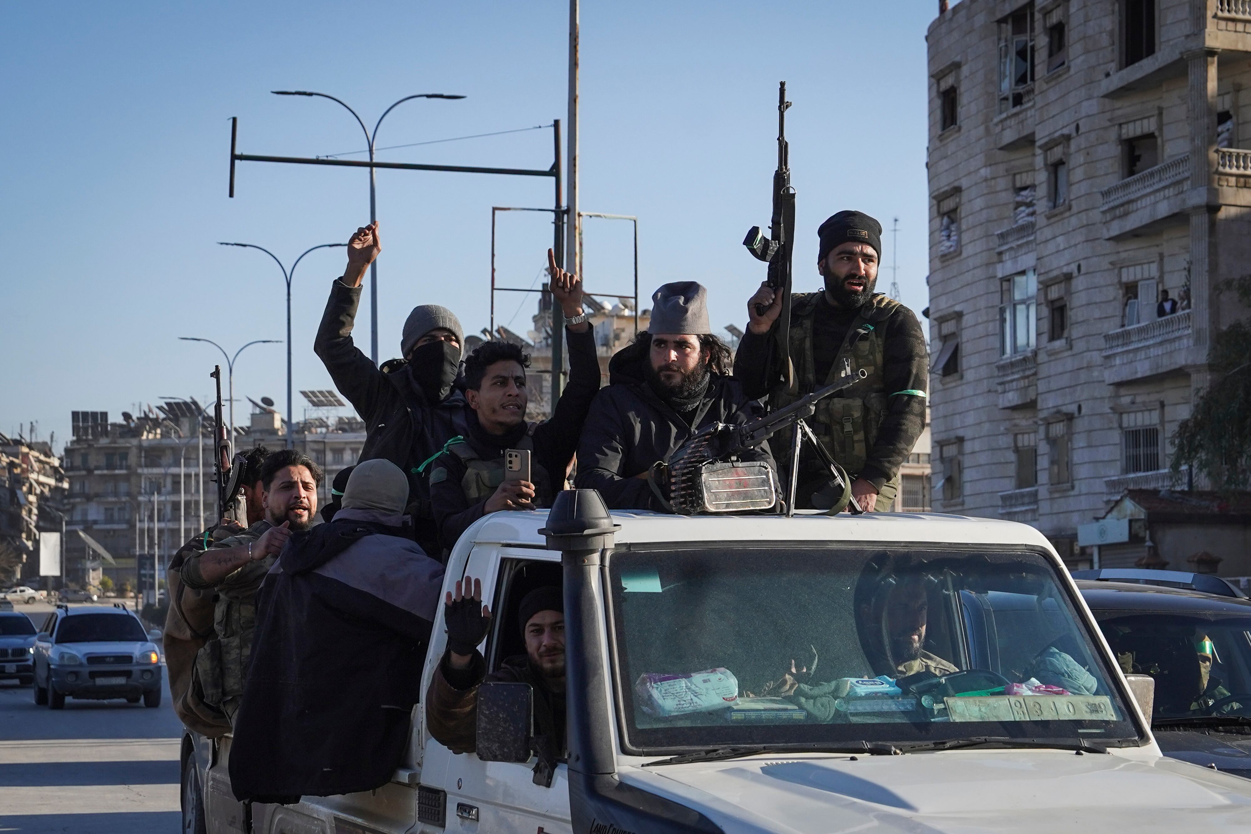 Buoyed by victory in Aleppo, Syrian military continues march against ...