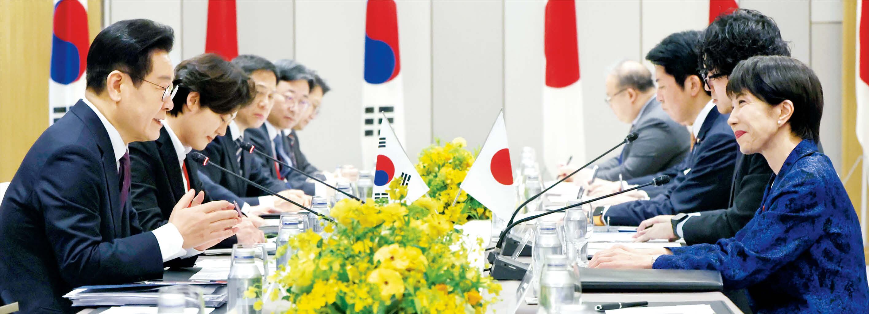 South Korea, Japan leaders differ on denuclearization scope