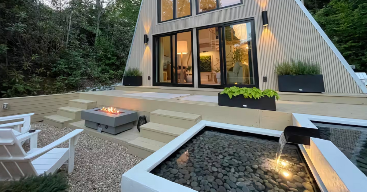 The Coziest Cabin in North Carolina? This Airbnb's Finnish Sauna Say Yes