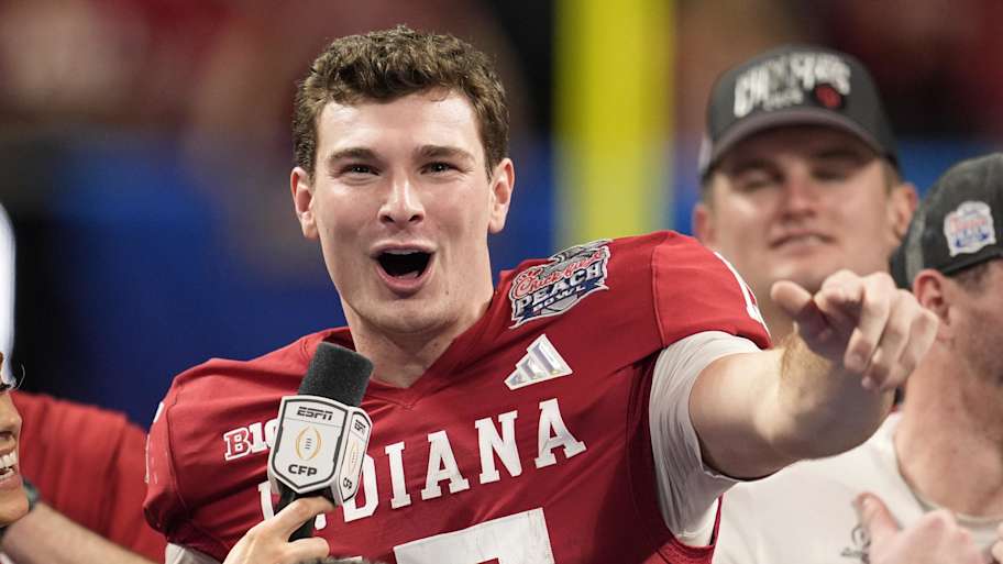 Pat McAfee doesn't hold back on Indiana Hoosiers after beating Oregon