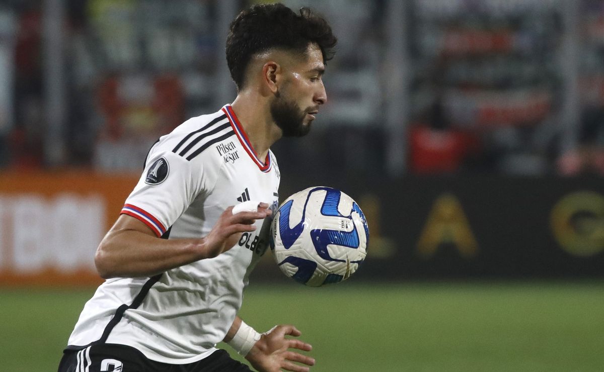 La impensada formación de Colo Colo para el debut en la Serie Río de la ...