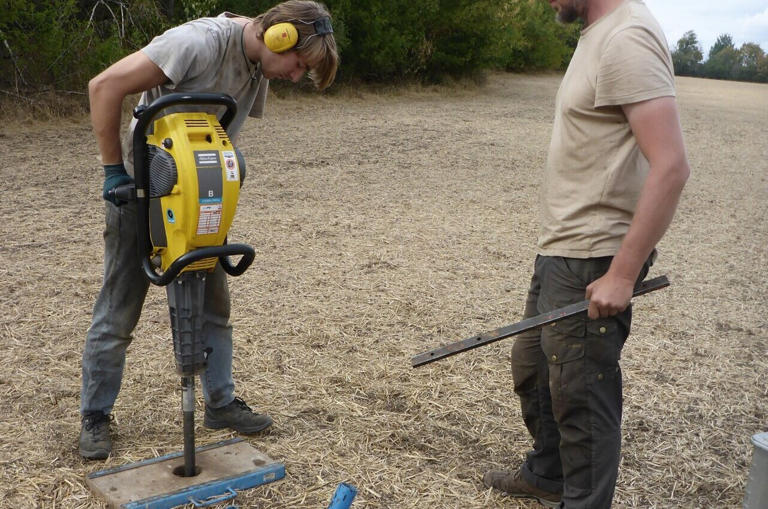 Possible Black Death mass grave discovered near Erfurt, Germany