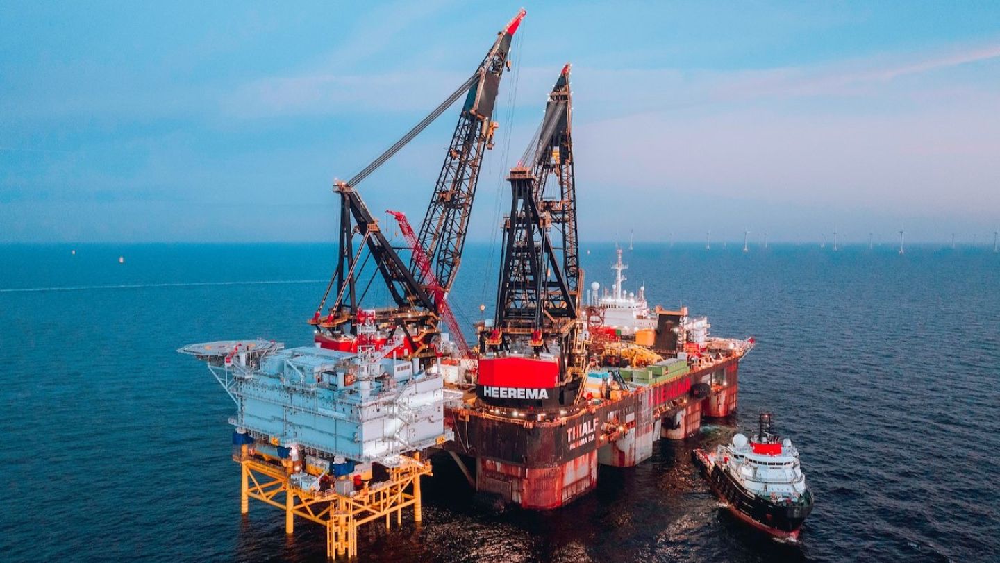 50Hertz installs Jasmund offshore platform in Baltic Sea