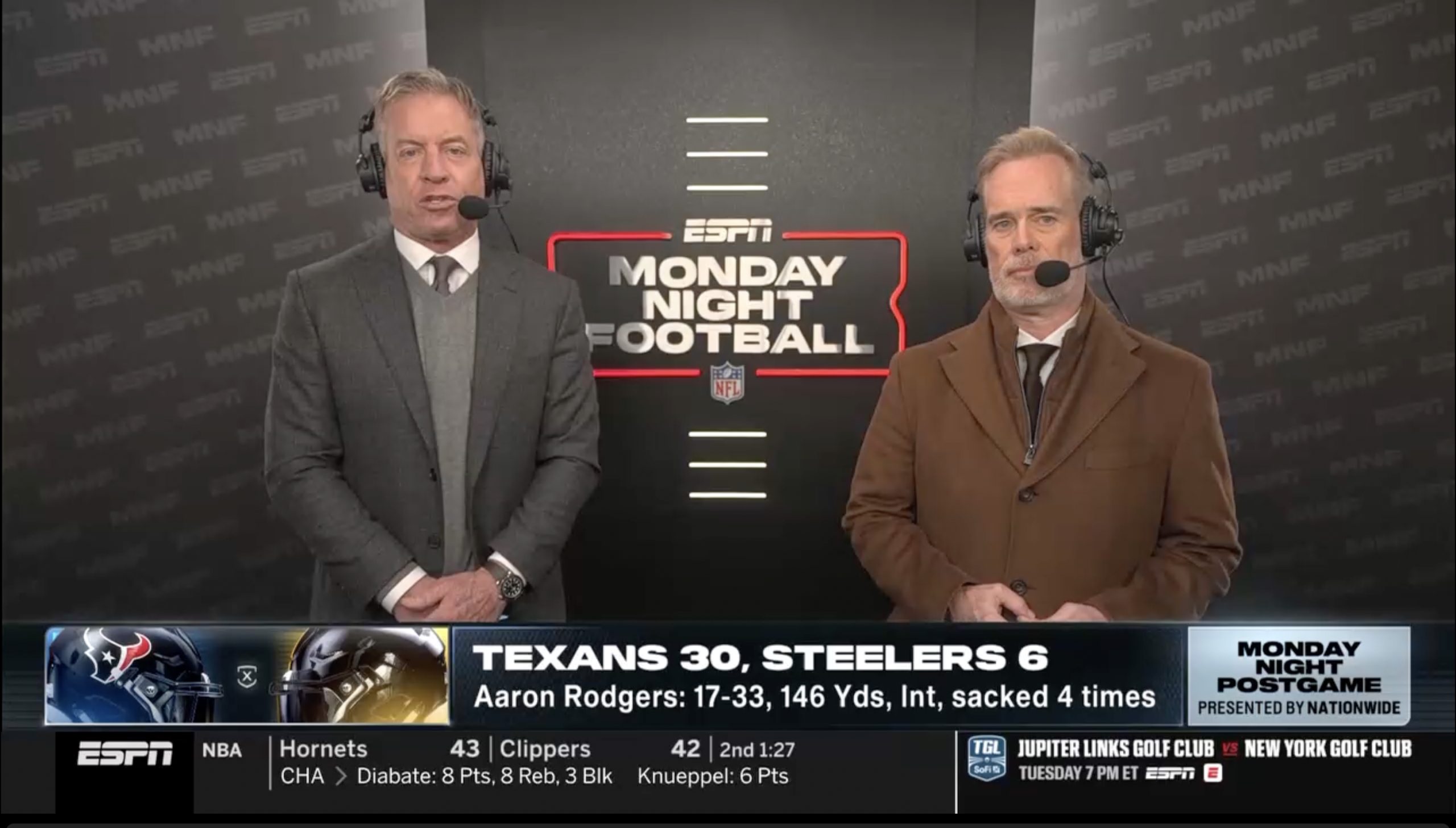 Troy Aikman thinks Aaron Rodgers retiring