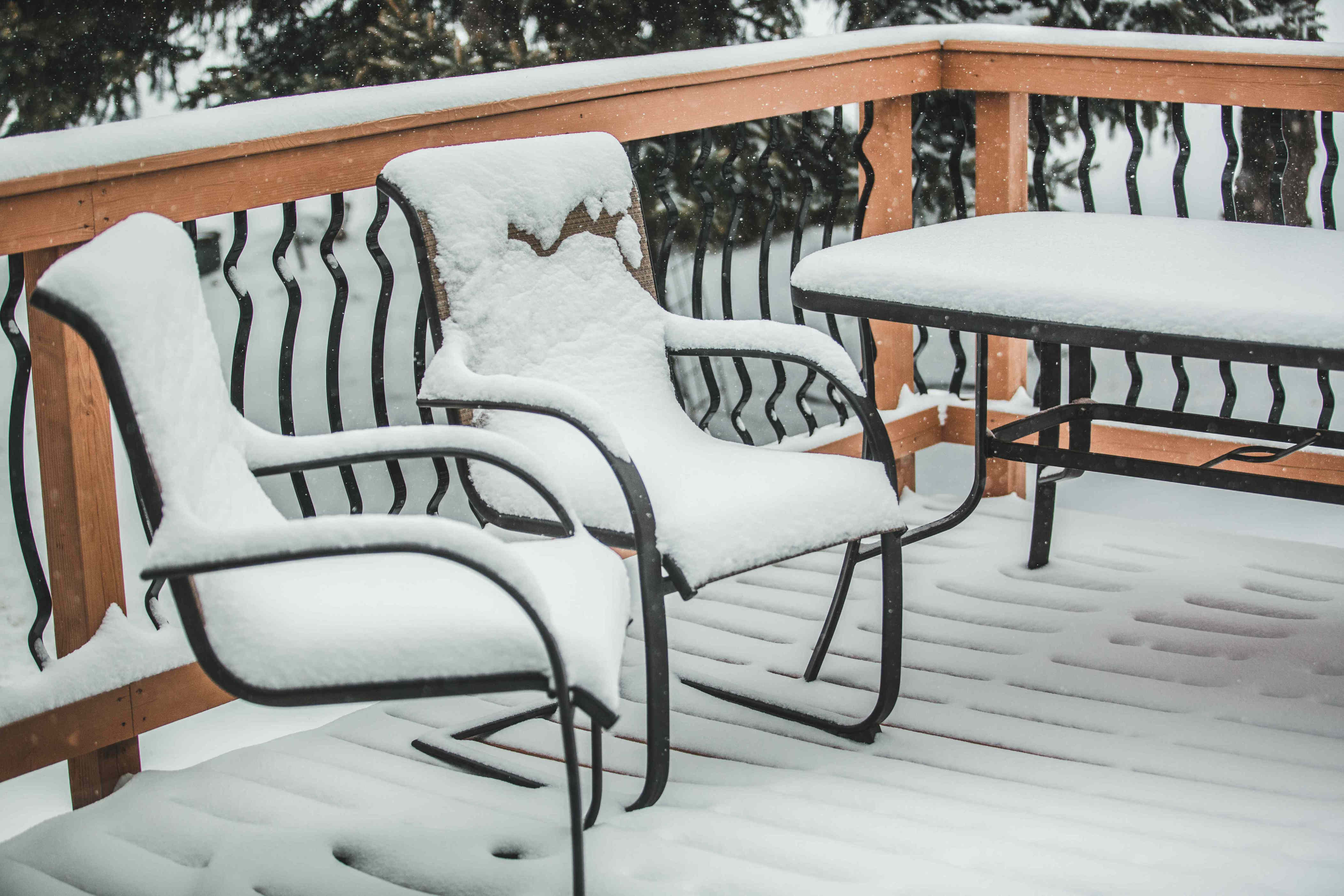 Can your outdoor furniture handle winter? What to do based on the material
