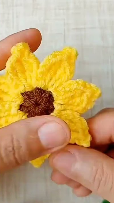 How to crochet sunflower bookmarks | Easy and cute tutorial for beginners