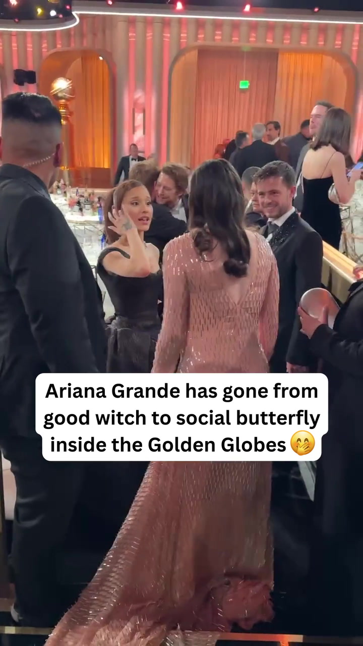 Ariana Grande gets social inside the Golden Globes
