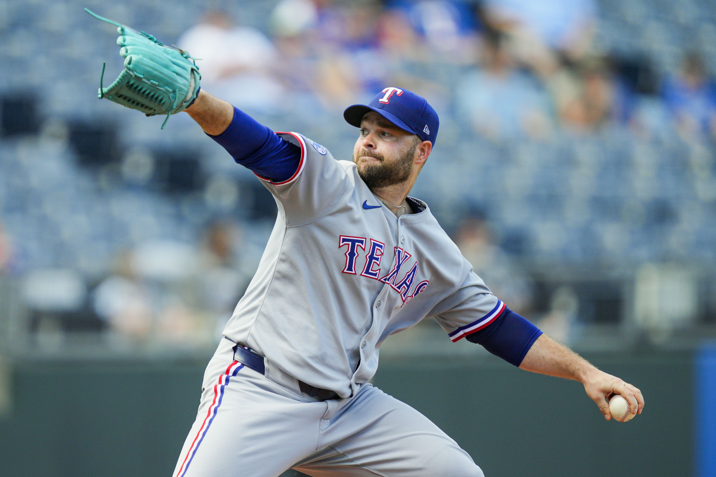 Left-handed relievers for the Diamondbacks to target