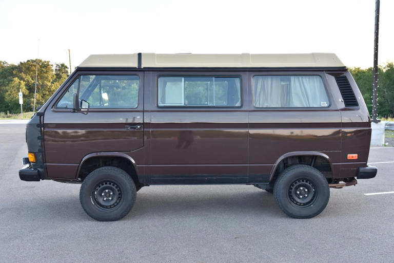 Rare & camp-ready 1986 Volkswagen Vanagon Westfalia Wolfsburg Edition ...