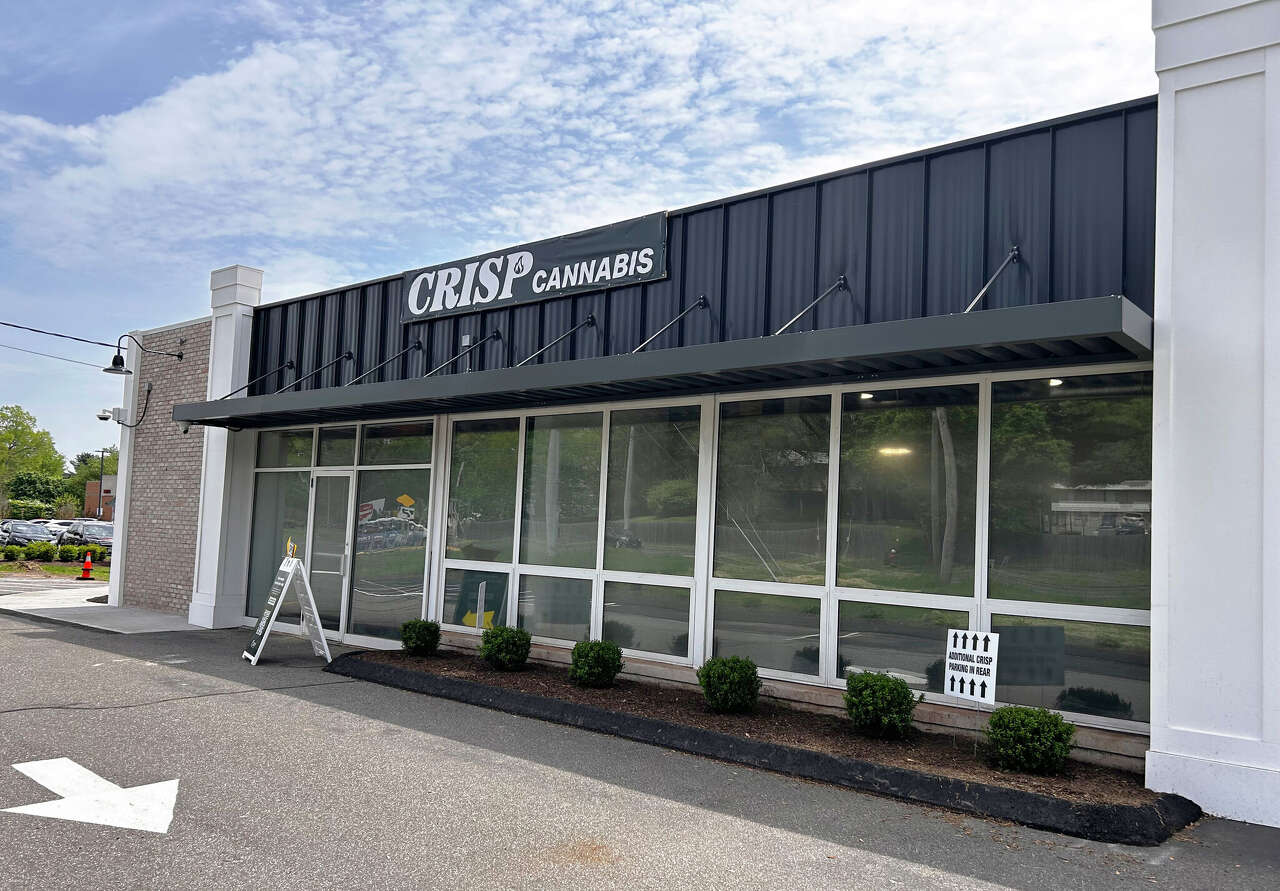 CT announces $416K settlement with cannabis business in premature 'gun ...