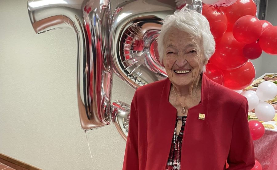 Beloved Monahans banker retires after 77 years